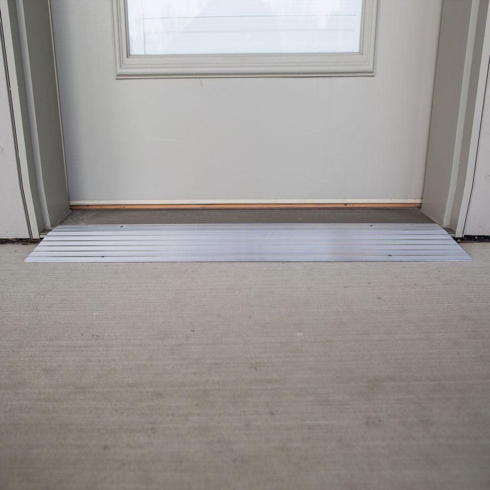 EZ-ACCESS TRANSITIONS® Modular Entry Ramp | SpinLife